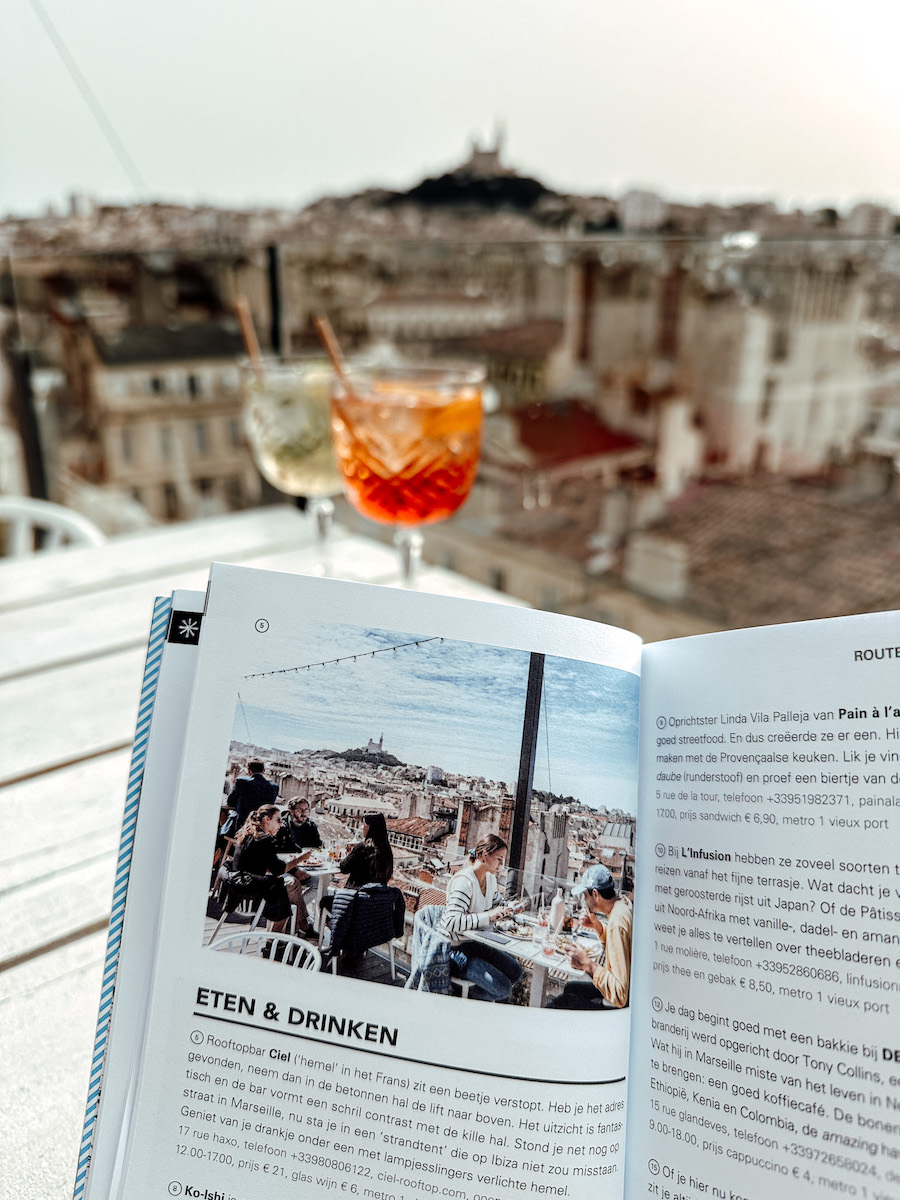Overnachten in Marseille in een sfeervol roze boutique hotel